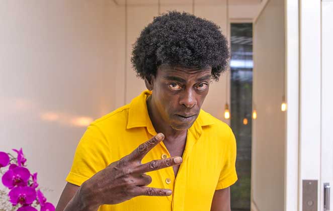 Seu Jorge muda o visual mais uma vez - OFuxico