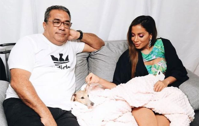 Cansado de ser apenas 'o pai da Anitta', Painitto sairá de cena - OFuxico
