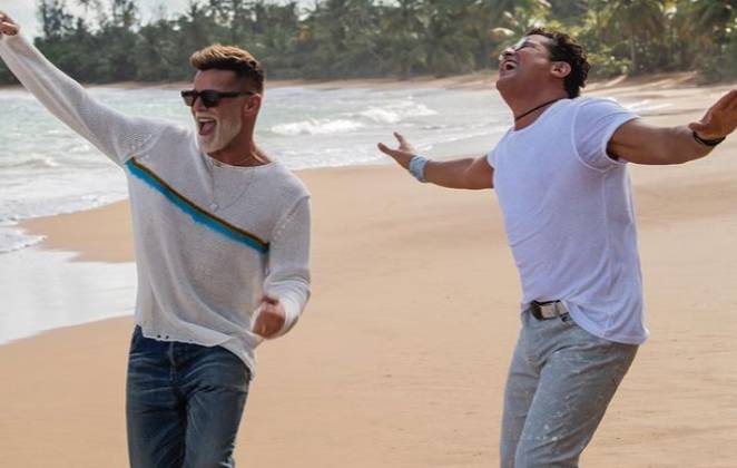 Carlos Vives e Ricky Martin lançam música 'Canción Bonita' - OFuxico