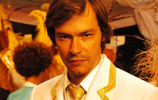 Heitor Martinez recebe alta após internação por Covid-19 - OFuxico