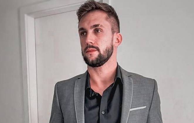 Conduru lá vou eu! Confira como anda a vida de Arthur Picoli - OFuxico