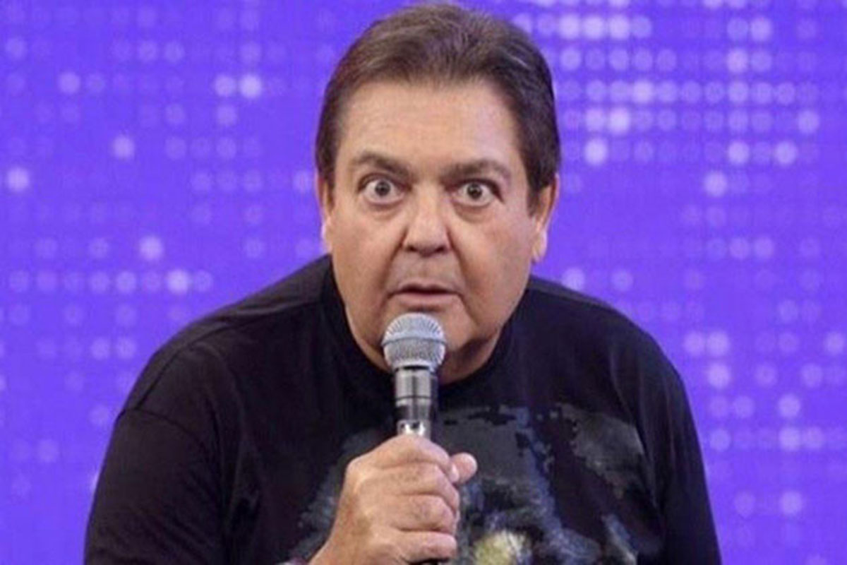 Fausto Silva passa por procedimento no coração no Albert Einstein