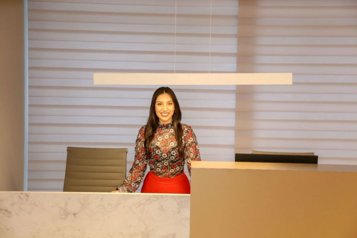 Fisioterapeuta Barbara Aguiar apresenta tratamento inovador para estrias