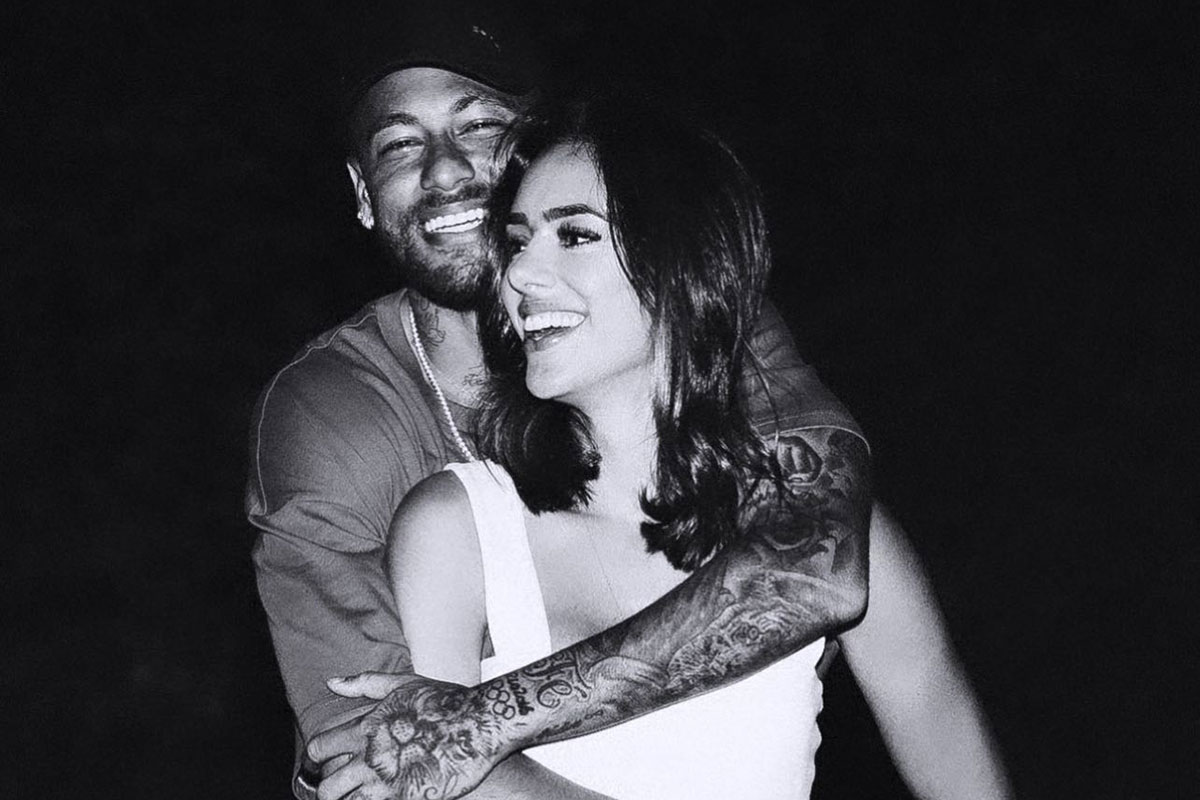 Bruna Biancardi mostra sua foto preferida com Neymar