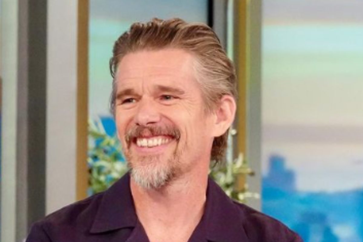 Ethan Hawke revela que atuou na Marvel ‘para colocar comida na mesa’