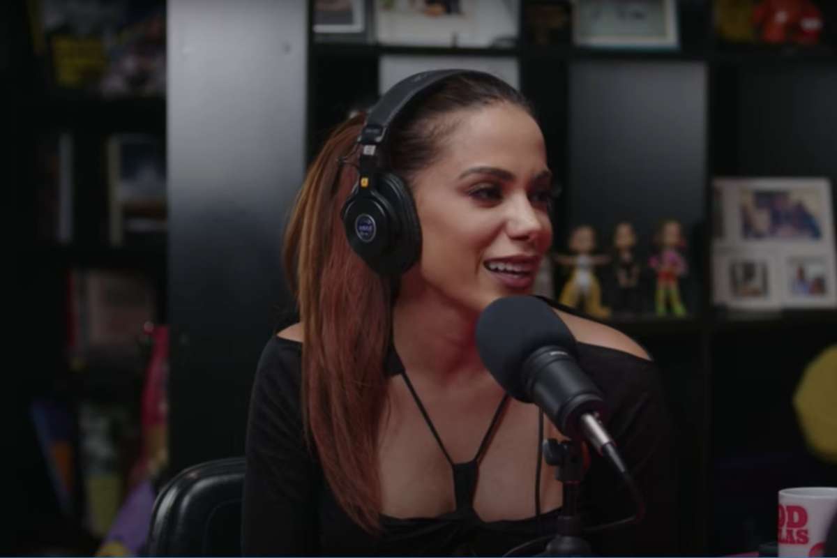 Anitta solta o verbo e se diverte: “Não cag.. fedido” - OFuxico