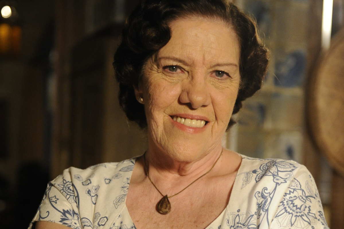 Neusa Maria Faro está no elenco do último espetáculo de Jô Soares