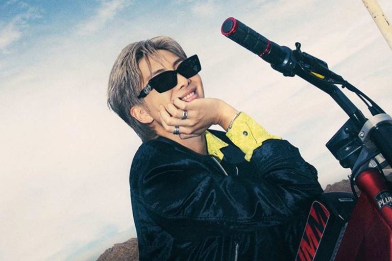 RM, do BTS, mostra lado sensual em "Sexy Nukim", com Balming Tiger