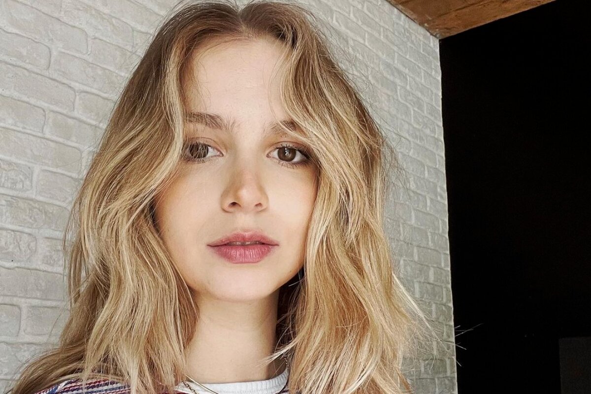 Isa Scherer faz comemoração em dose dupla em dia de aniversário