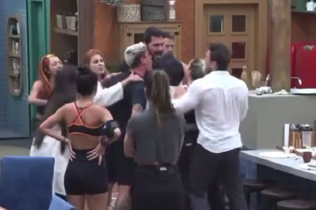 A Fazenda 14: Produção intervém e separa peões por risco de agressão