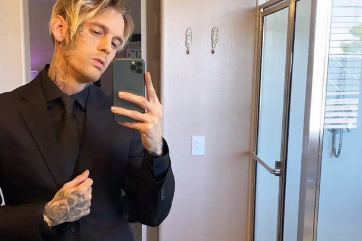 Aaron Carter Viciado Em Drogas Lindsay Lohan Presta Homenagem Ao
