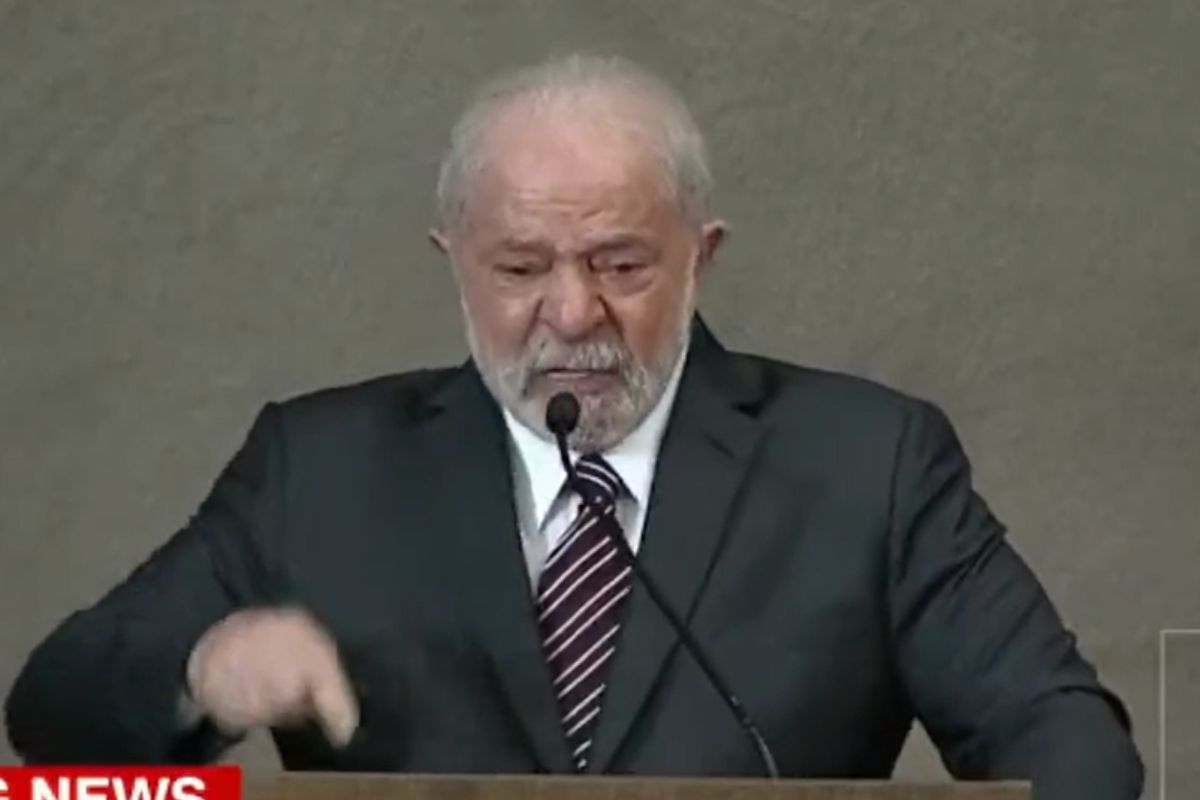 Lula chora e faz discurso histórico em diplomação do TSE. Confira!
