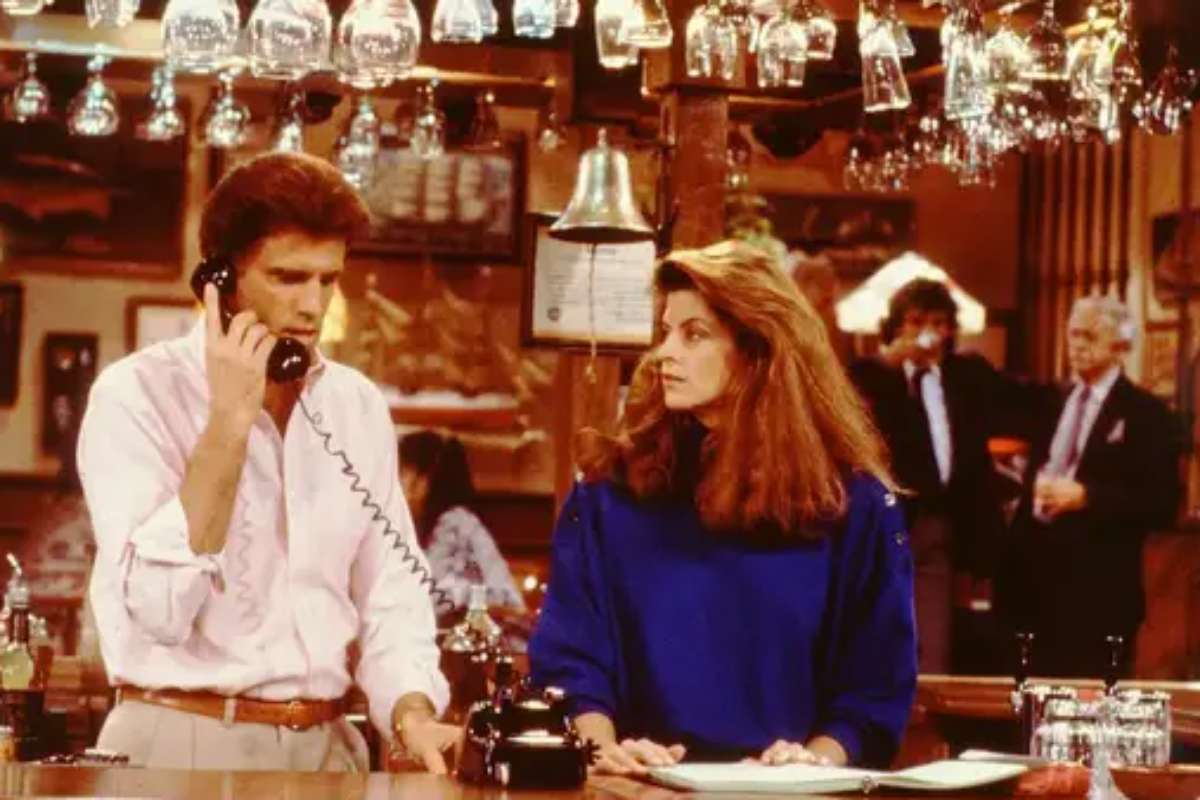 Estrelas de 'Cheers' lamentam a morte de Kirstie Alley: 'Alegre e ...