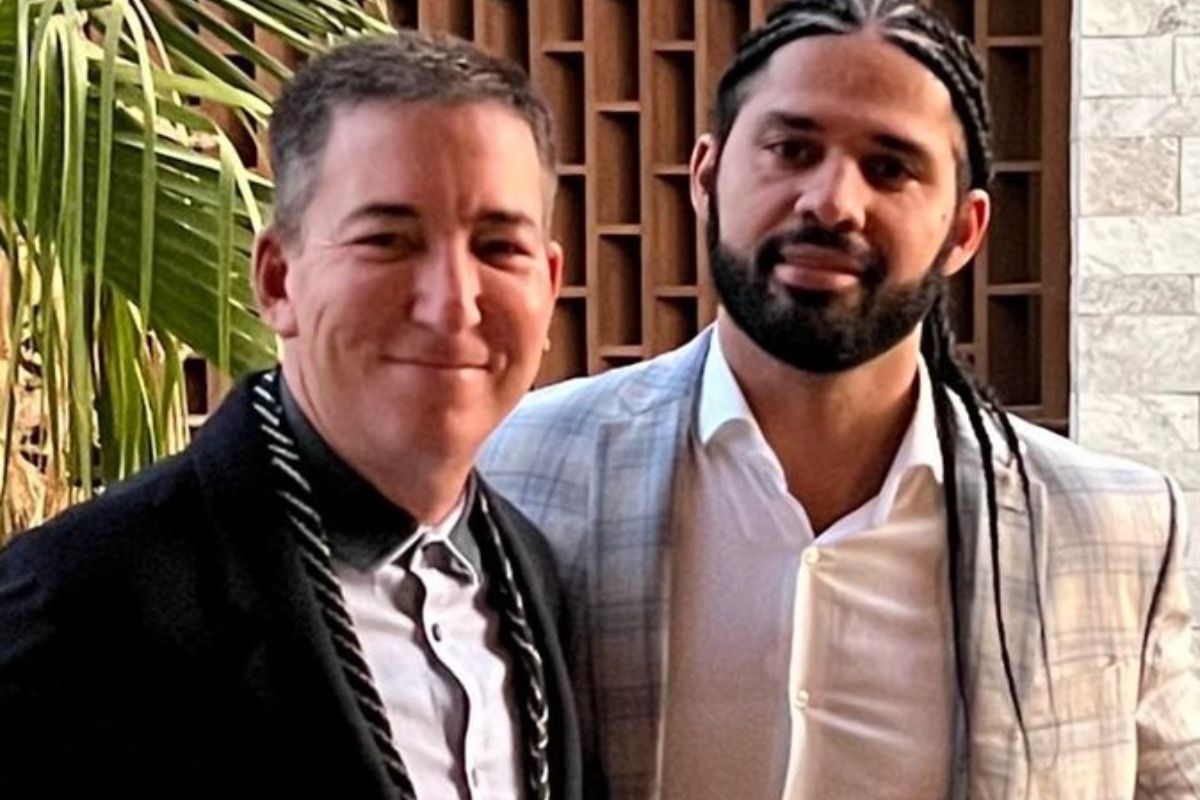 Marido atualiza estado de deputado David Miranda, internado há 5 meses