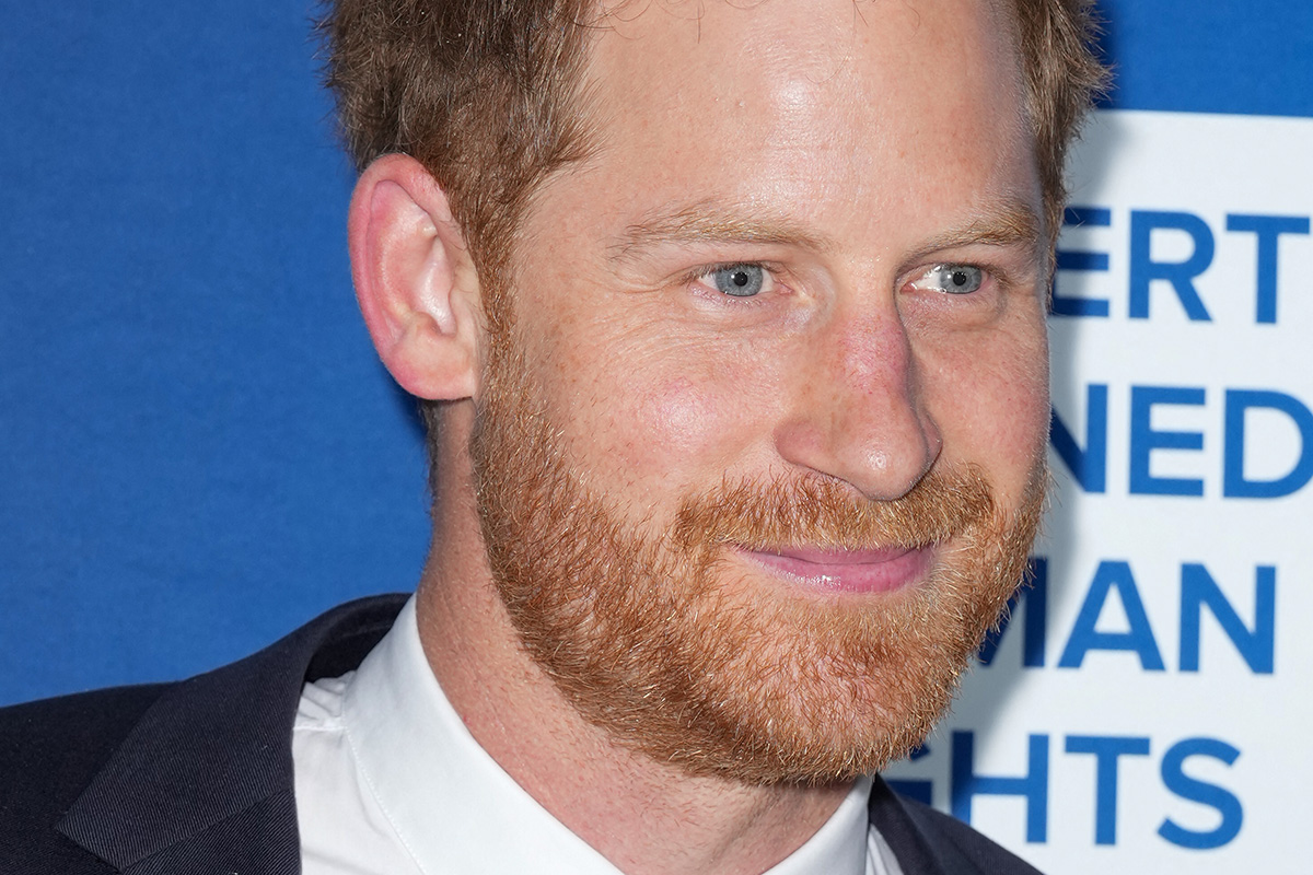 Livro de príncipe Harry bate recorde de venda e ultrapassa Barack Obama