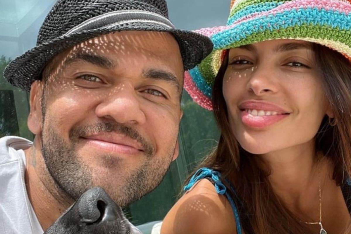 Mulher de Daniel Alves faz post misterioso e choca seguidores