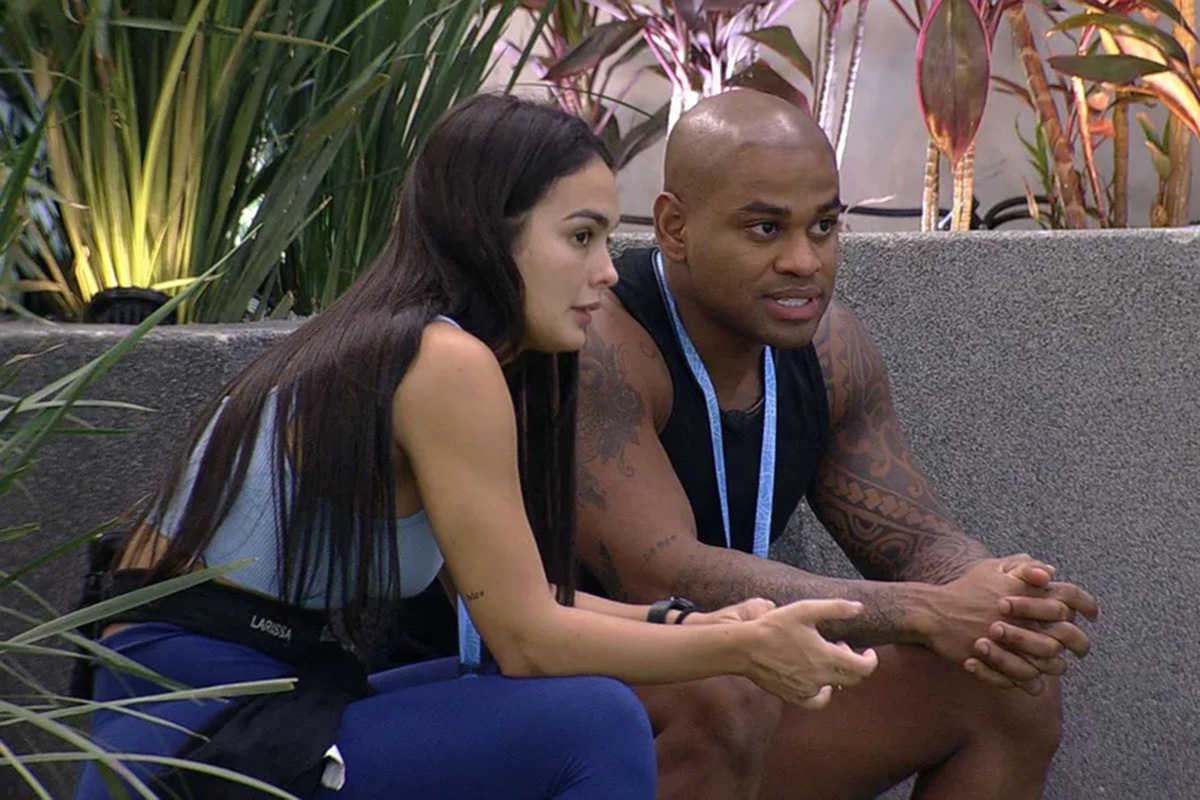 BBB23: Larissa e Cezar discutem sobre quem será imunizado