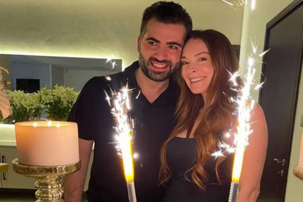 Lindsay Lohan comemora primeiro aniversário de casada