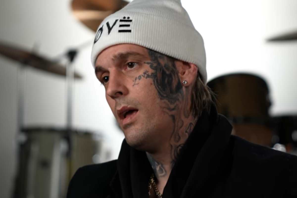 Mansão onde Aaron Carter morreu é finalmente vendida