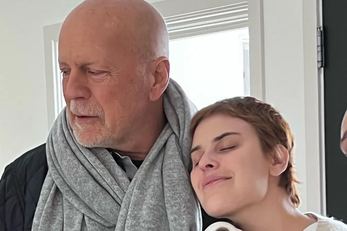 Filha de Bruce Willis relembra começo da demência do pai e desabafa
