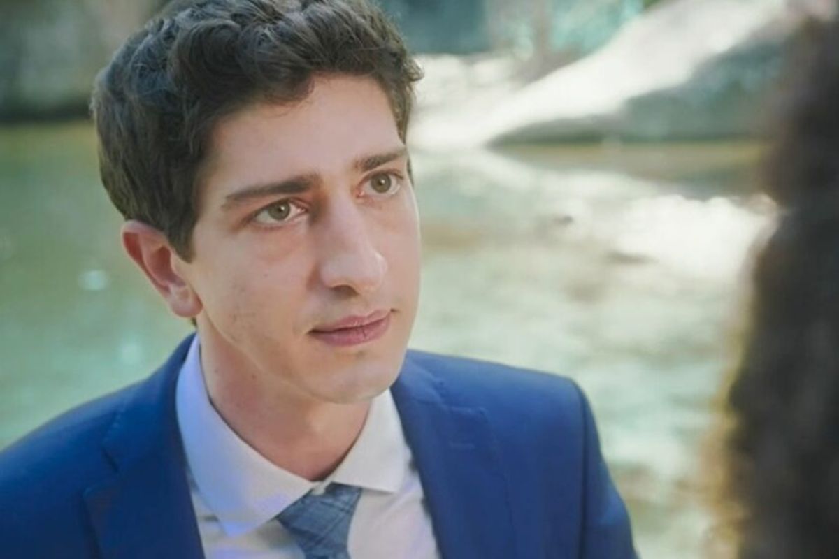 Daniel descobre farsa de gravidez e perde a cabeça com Irene