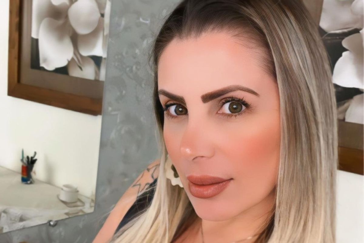 Faby Monarca diz que esta destruída após a morte da mãe - OFuxico