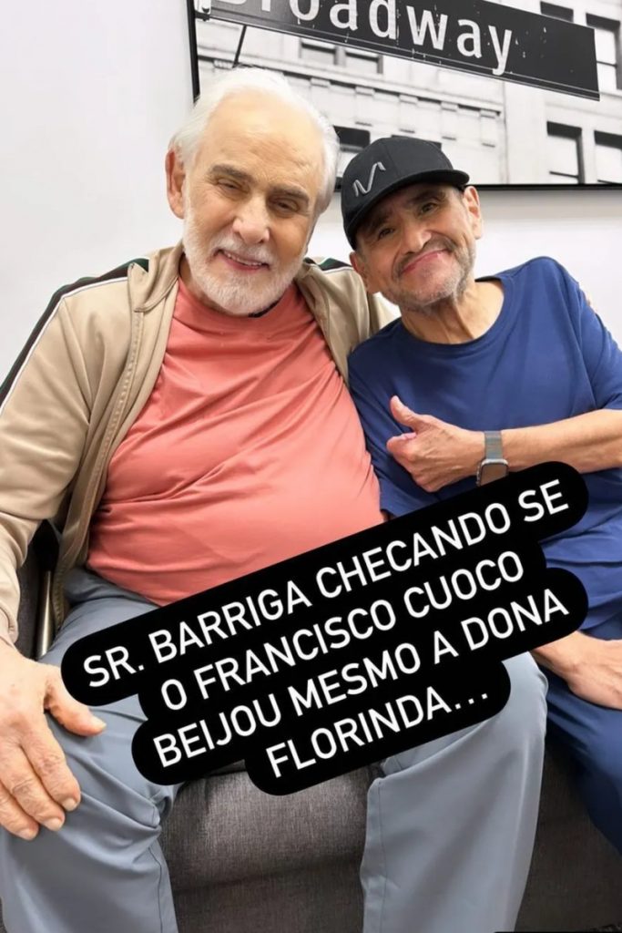 Edgar Vivar, o Seu Barriga, retorna ao Brasil e posa com Francisco Cuoco