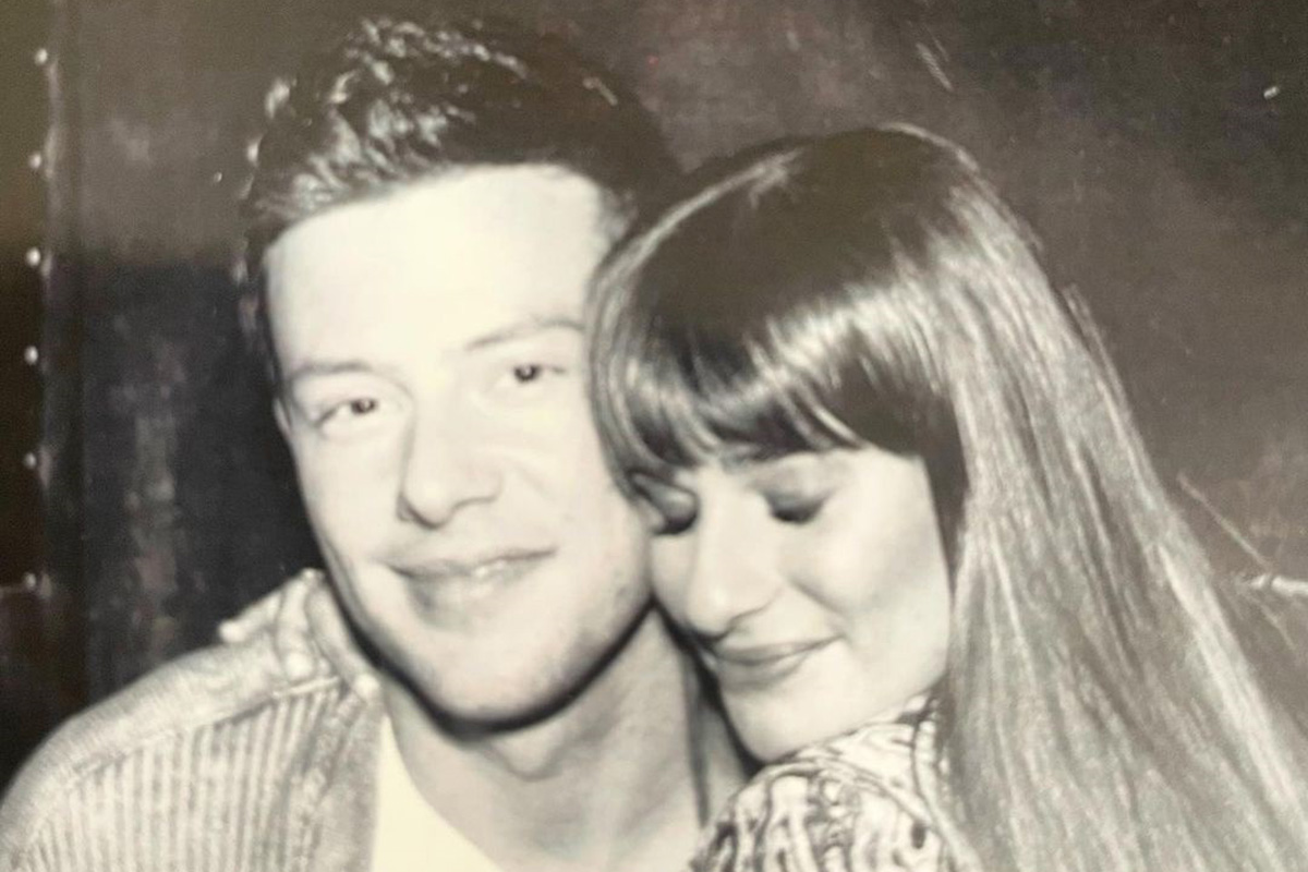 Lea Michele lamenta dez anos da morte de Cory Monteith: 'Sinto sua falta'
