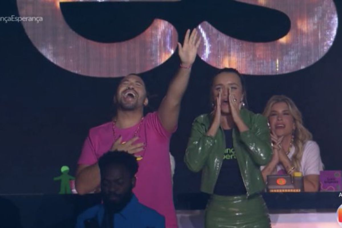 Criança Esperança: Rafa Kalimann e Gil viram meme durante louvor