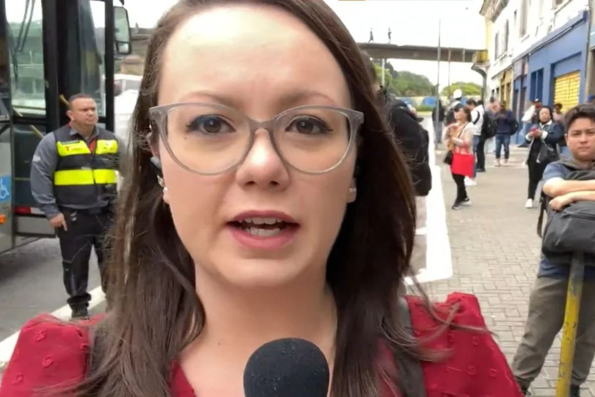 Repórter da Globo é assaltada em transmissão. Vídeo! - OFuxico