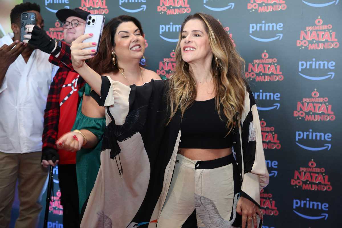 Lázaro, Ingrid e Karla surgem em pré-estreia de filme de Natal - OFuxico